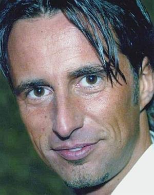 Per ricordare l'ing. Andrea Zini la famiglia dona un'ambulanza Gazzetta ...