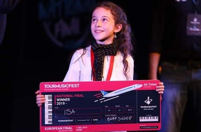 La baby cantante Isa incanta il Music Fest Ora l’aspetta l’Europa - La ...