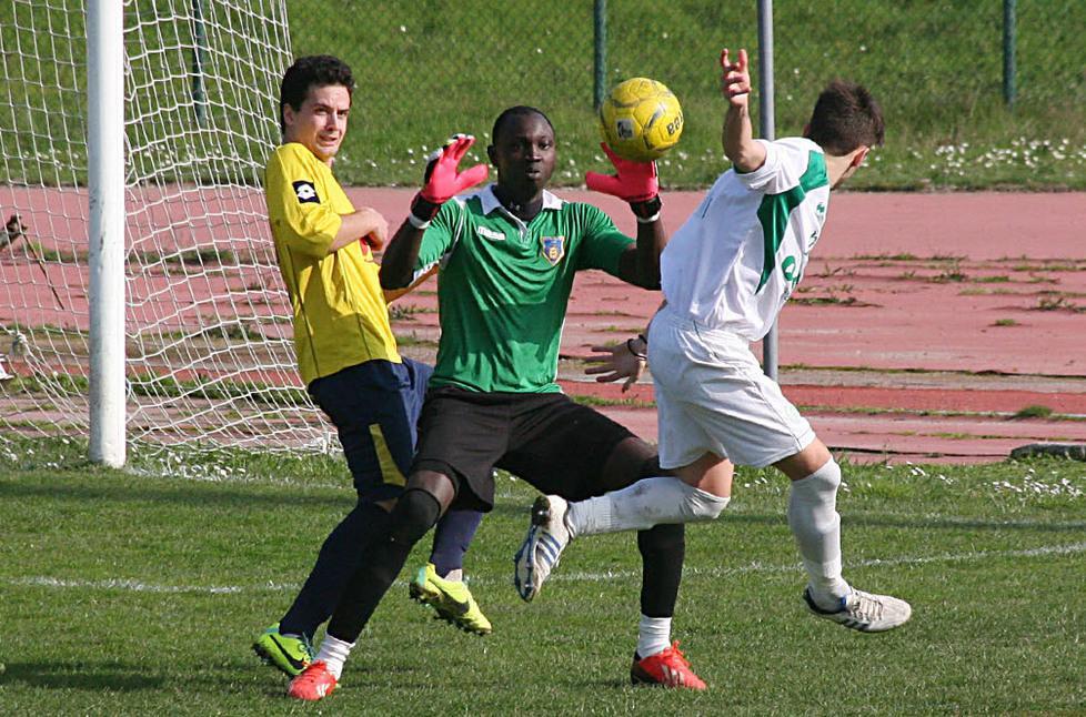 Identificato l’autore degli insulti razzisti. Ma il giudice sportivo ...