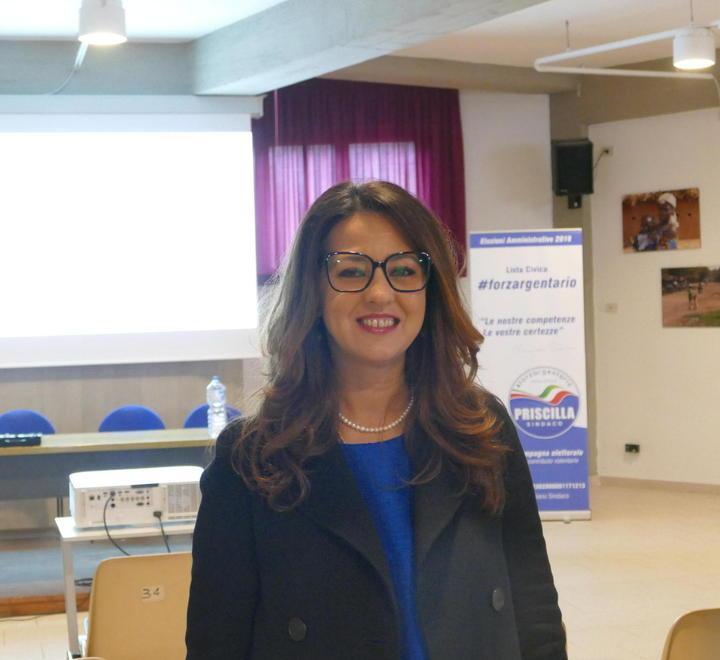 Priscilla sfida il suo ex sindaco «Caro Arturo, io corro da sola» - Il ...