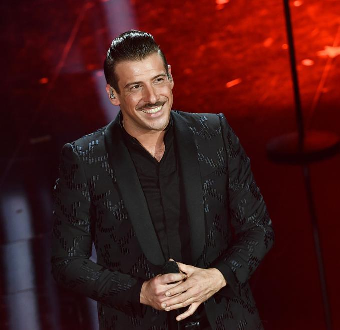 “L’amico Fritz” una canzone di Gabbani per Carrara - Il Tirreno