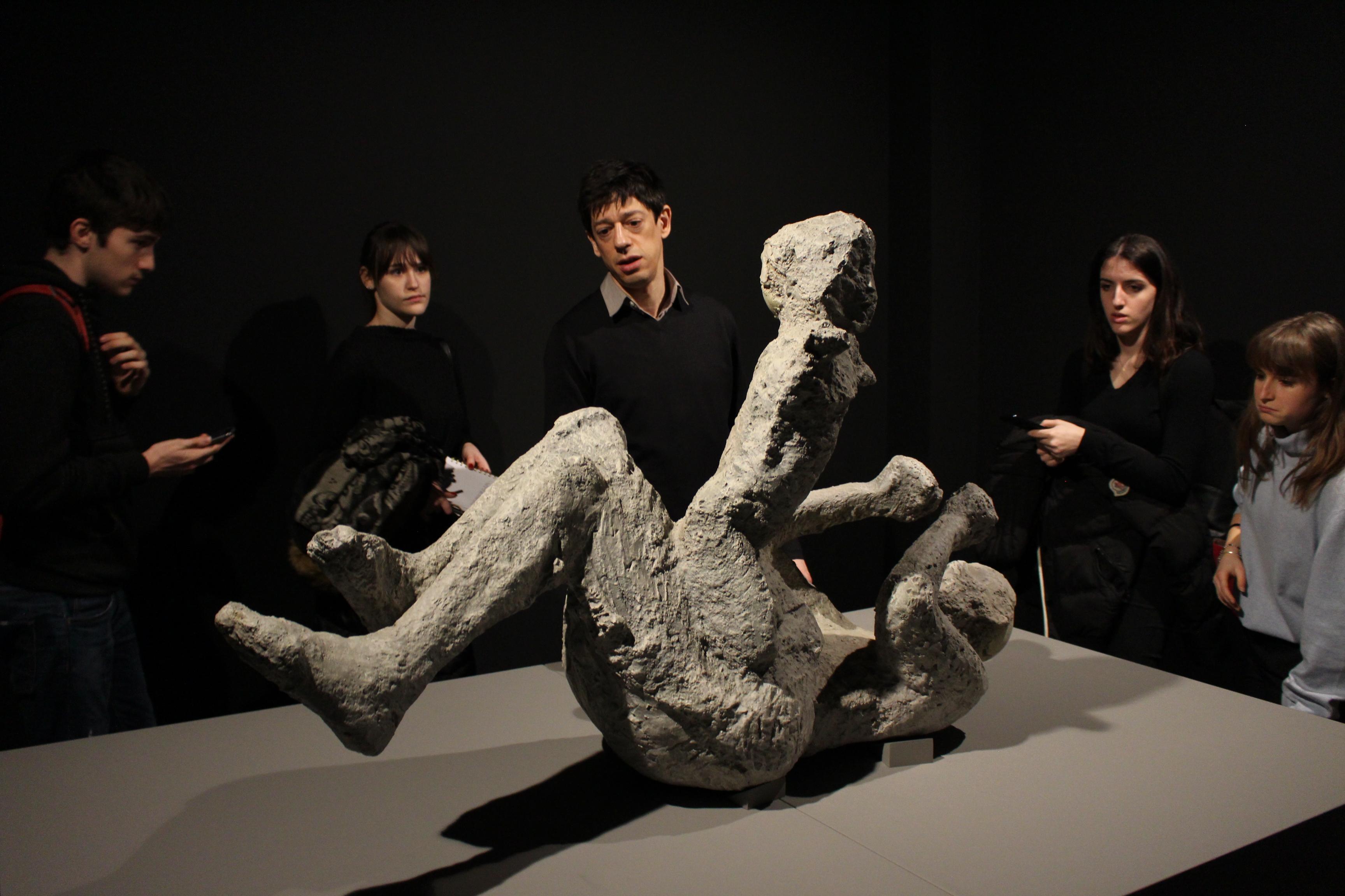 Modena. Il bianco e il nero di Kenro Izu La sua Pompei dà voce alle ...