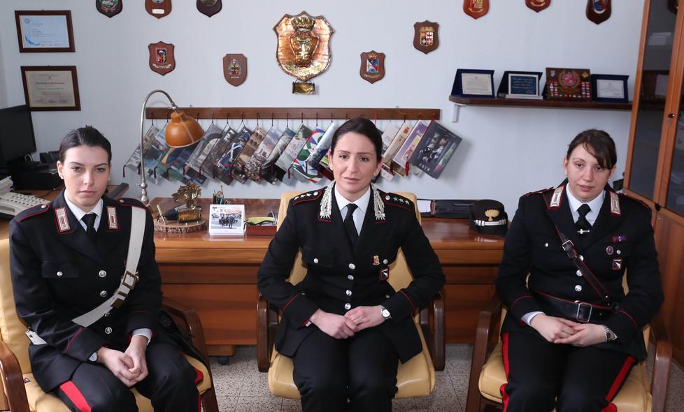 «Siamo donne e carabinieri. Ma è più normale di quanto si pensi ...