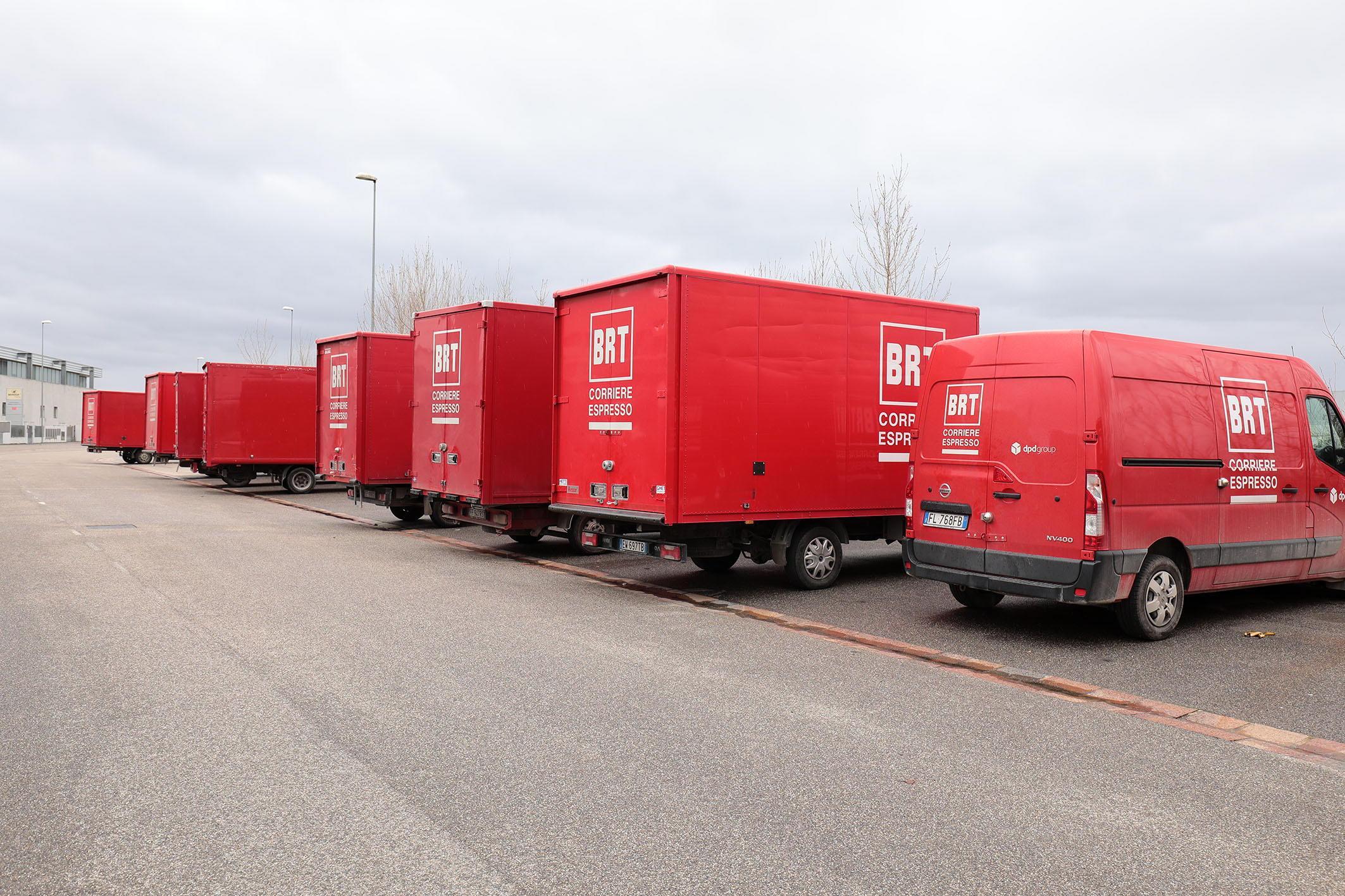 Tre impiegati a Grosseto e a Calenzano per le sedi del corriere ...