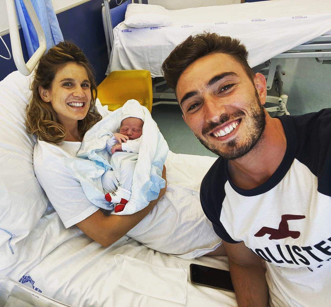 Parto rapido, Tommaso nasce in casa - Il Tirreno