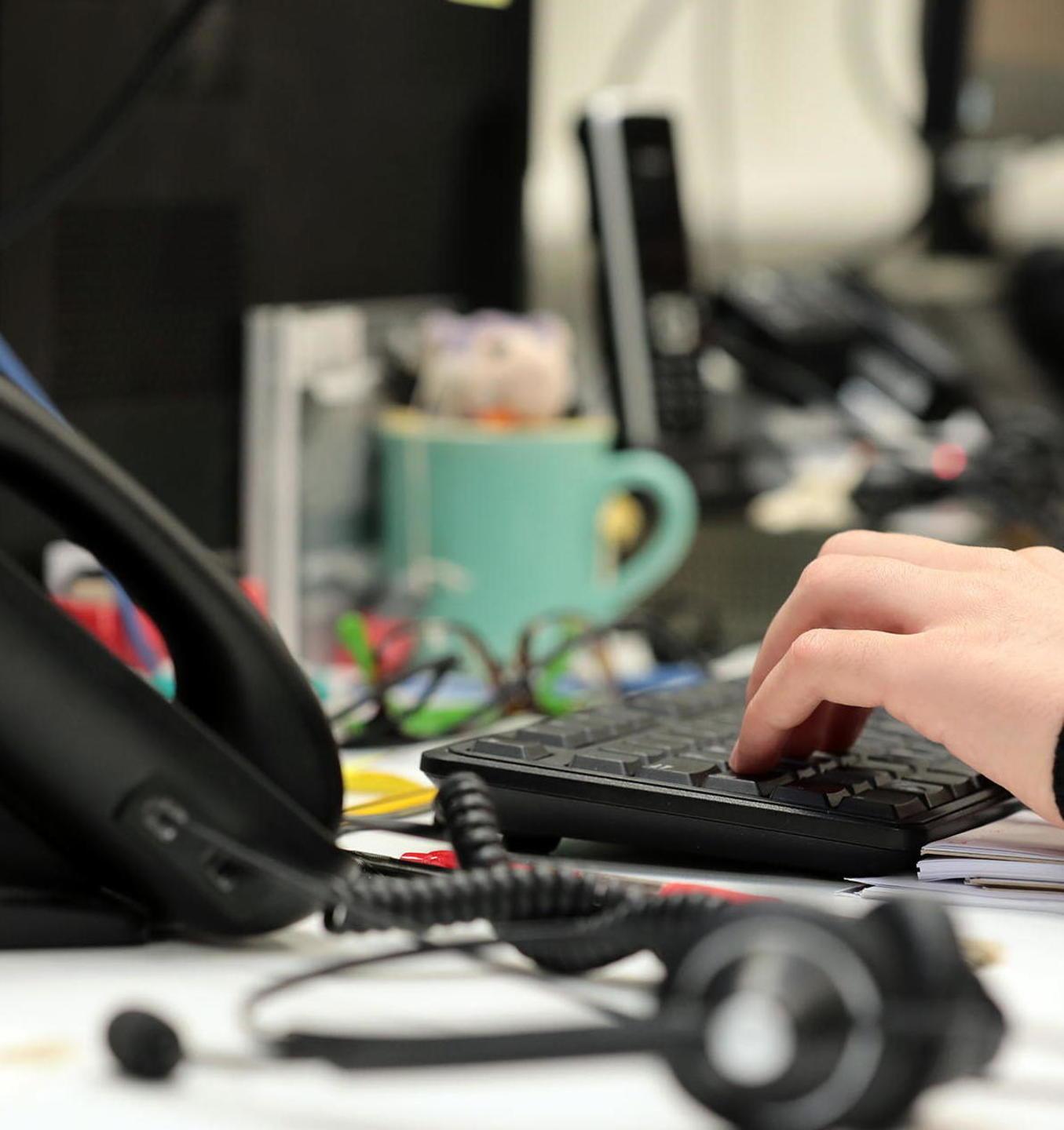 Frode informatica, chiesto il processo per due manager - Il Tirreno
