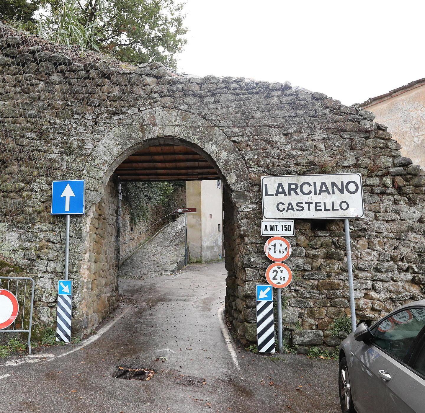 Restaurate le porte delle antiche mura di Larciano Castello Il Tirreno Restaurate le porte delle antiche mura di Larciano Castello Il Tirreno