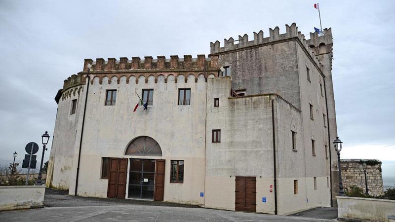 15 posti in Comune a Rosignano, il sindaco: «Bandi a inizio anno» - Il ...