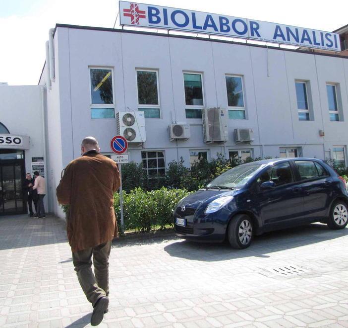 Siete biologi o infermieri? Biolabor Analisi assume - Il Tirreno