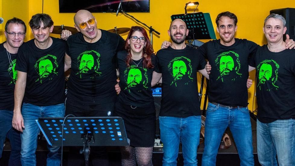 La Bomber band festeggia dieci anni con il primo inedito e un disco in ...