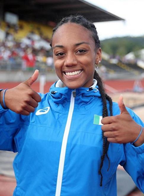 L’anima rock della Pantera Larissa posa per Valentino Il Tirreno