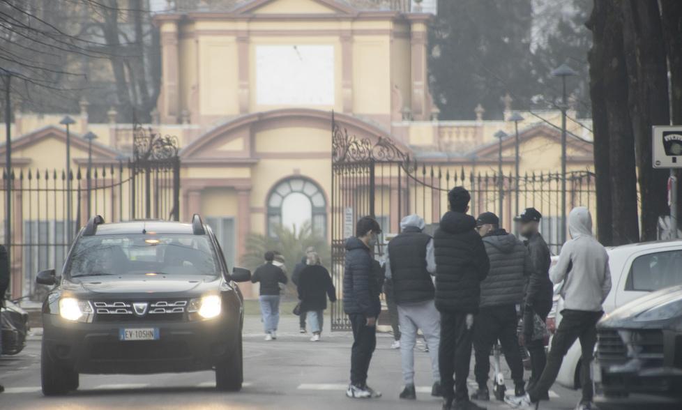 Modena Nel weekend giallo tornano le baby gang Risse, vandalismi e ...