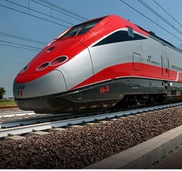 Nuova commessa da Trenitalia ma addio definitivo ai treni per Eav - Il ...