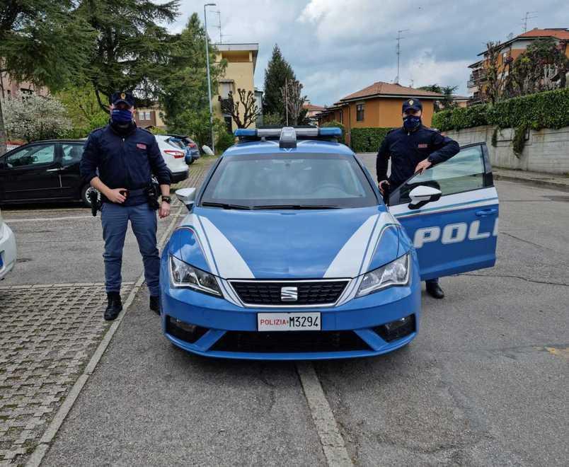 Resta senza tetto e cibo La polizia le paga vitto e alloggio in hotel ...
