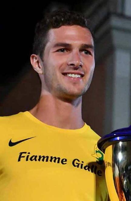 Il ritorno di Lorenzo Dini Mannucci top nel disco Rachele Mori oltre i ...