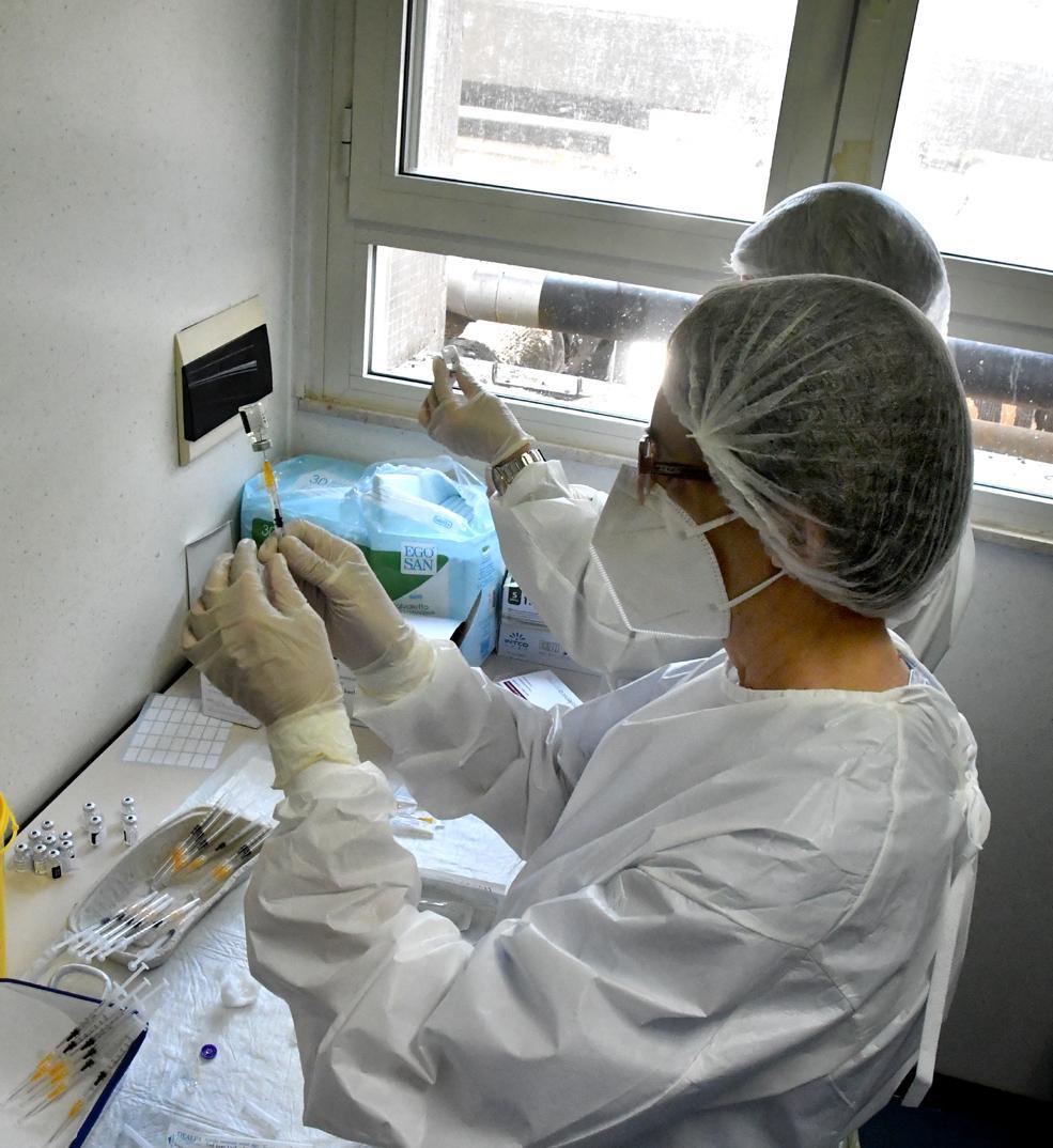 Vaccini in più inviati a Nuoro procedure sbagliate: tutti buttati La ...
