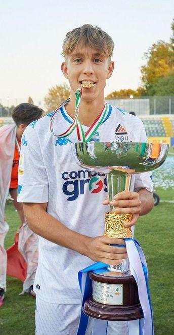 Fazzini, doppio tricolore con l’Empoli-baby: "E ora la maturità" Il Tirreno