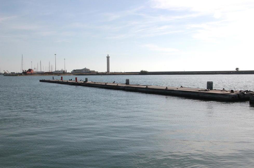 Madonnina, incarico per il nuovo pontile 9 Il Tirreno