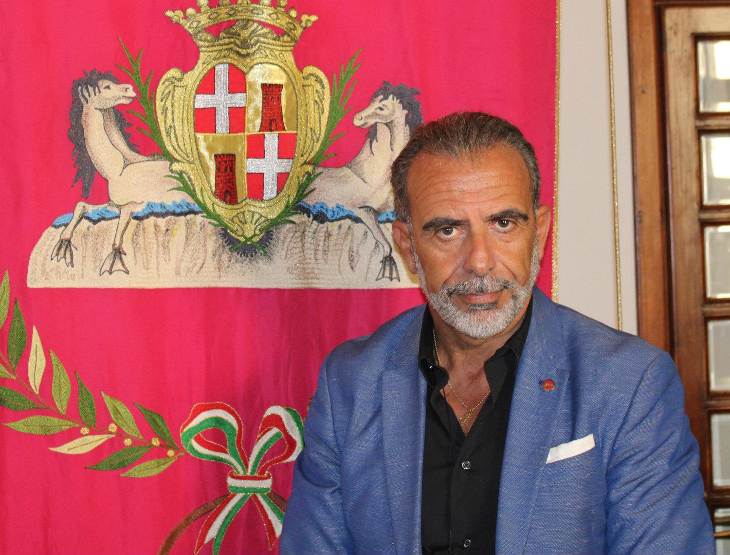 No vax e senza green pass, a Sassari bufera sul Garante dei detenuti ...