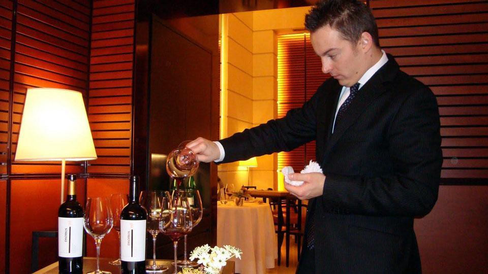 Luca Gardini, star del vino: l’Italia è al top ma comunica male le ...