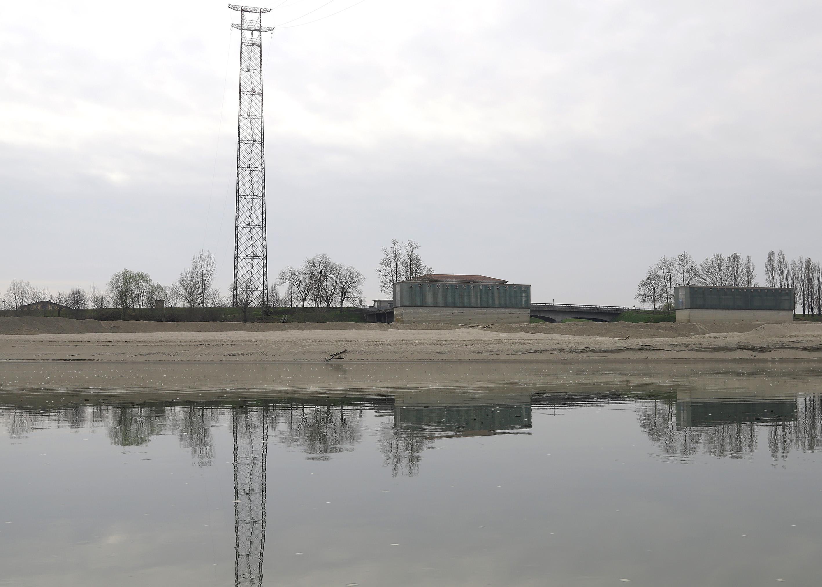 Fiume Po, la siccità si fa grave Gazzetta di Reggio Fiume Po, la siccità si fa grave Gazzetta di Reggio