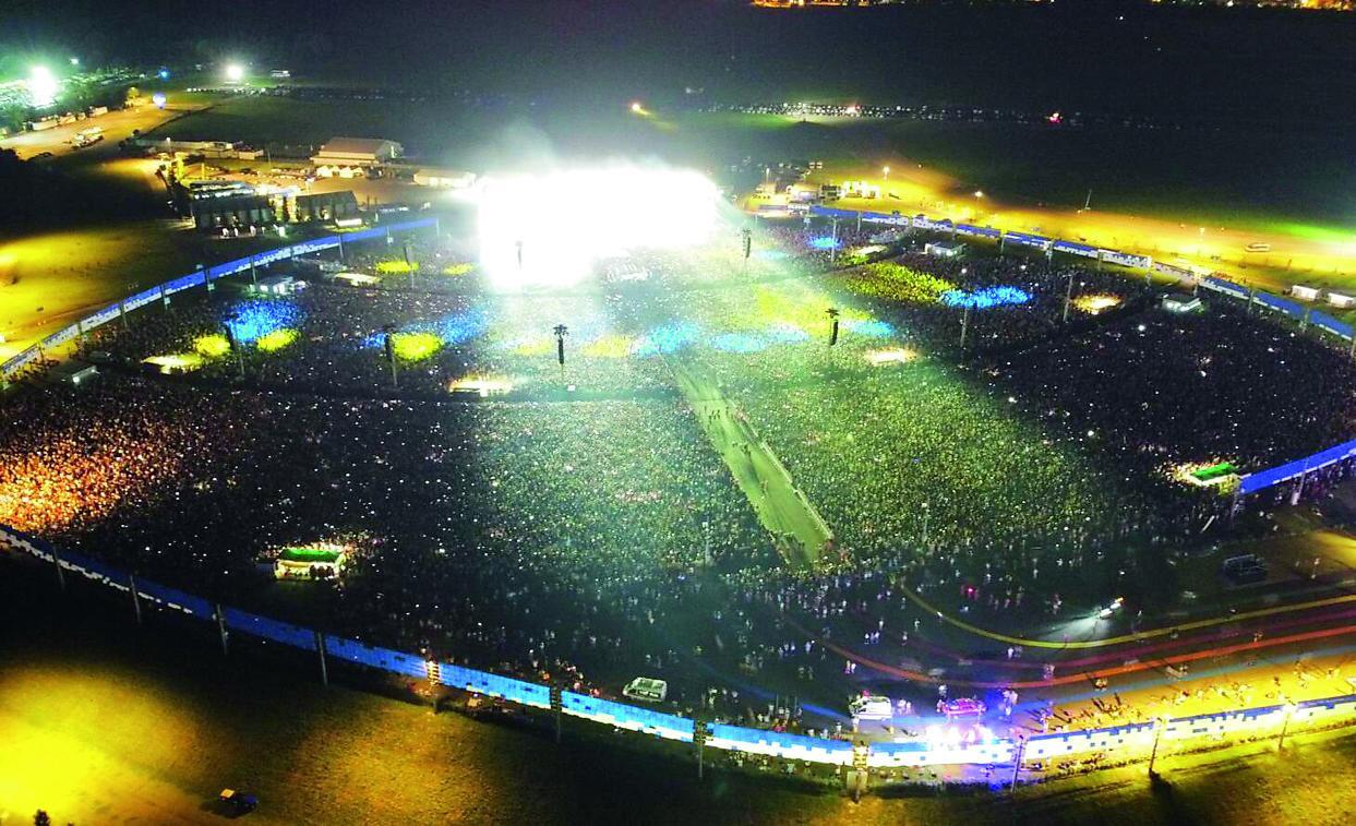 La Rcf Reggio Emilia Arena si riaccende con “Una. Nessuna. Centomila ...
