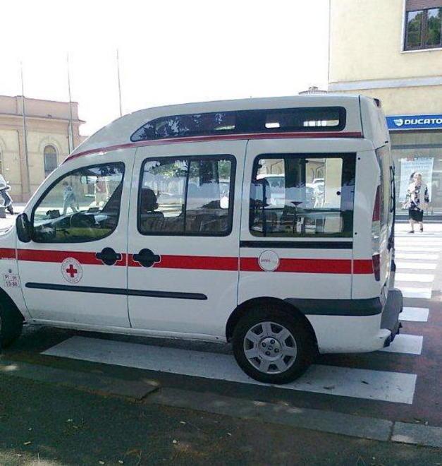 L’auto della Croce Rossa colta in fallo - Il Tirreno