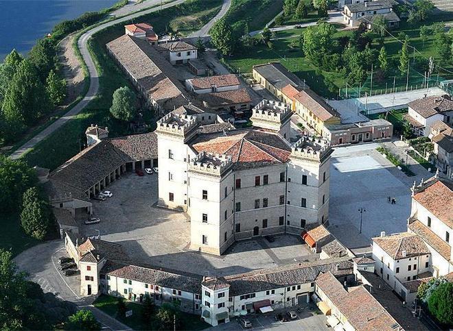 Nel castello di Mesola l’epopea della bonifica - La Nuova Ferrara