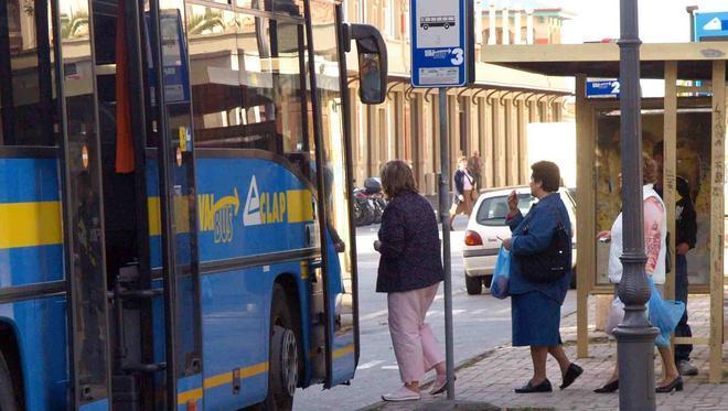 Alle stelle il biglietto del bus passerà da un euro a 1,50 - Il Tirreno