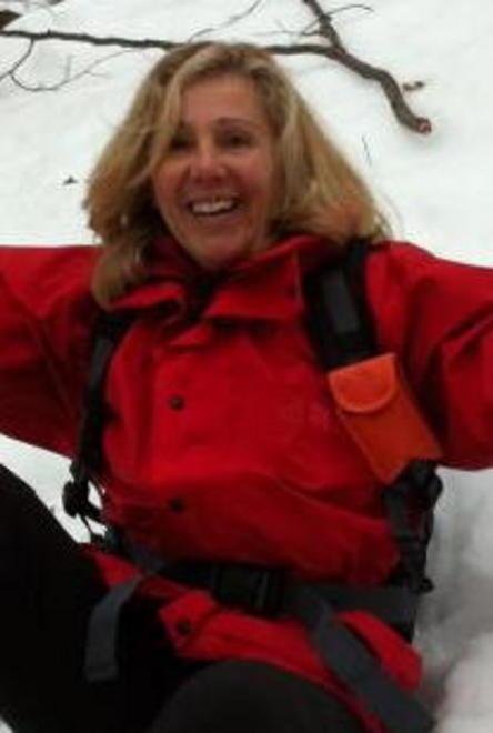 Una veglia di preghiera per la maestra Monica Il Tirreno