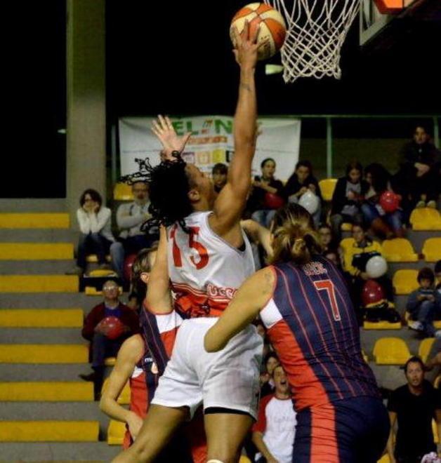 L’ex Shamela Hampton in Israele Il Tirreno