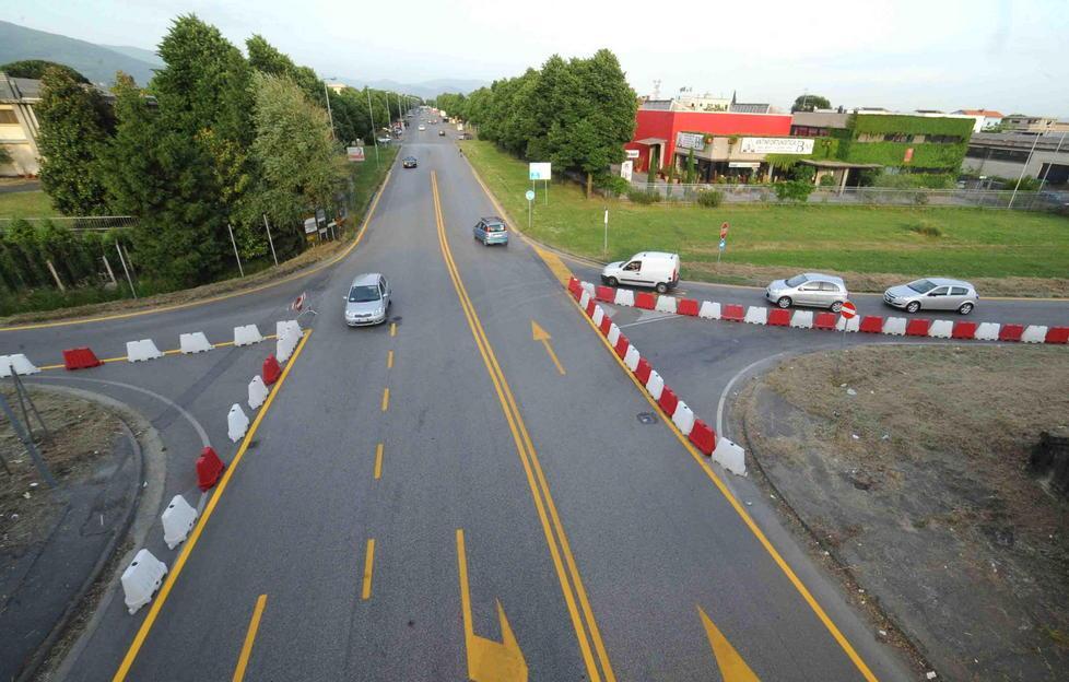 La proposta: via Fermi più sicura con altre 3 rotatorie - Il Tirreno