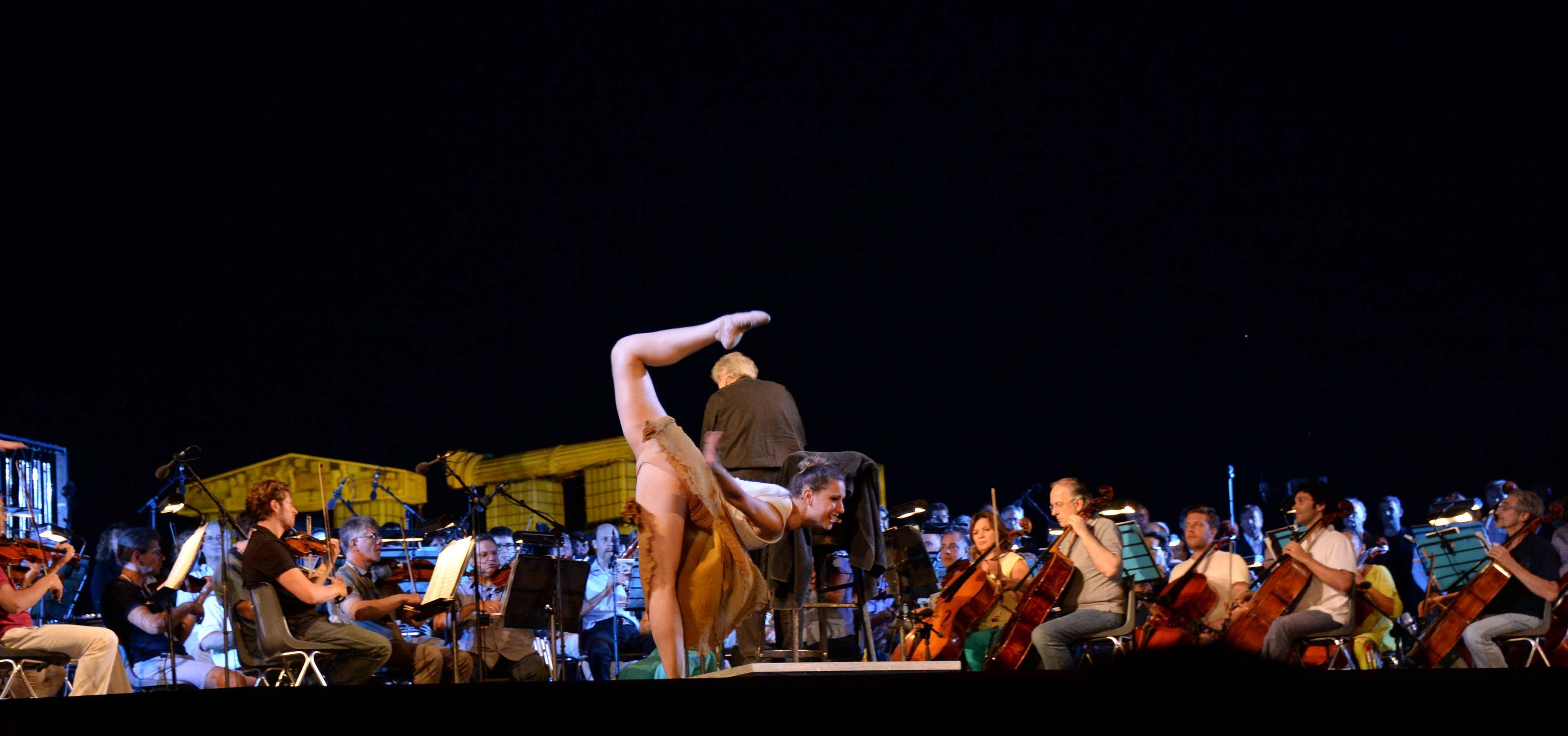 Dramma e passione tra le colline pisane: in tremila assistono alle ...