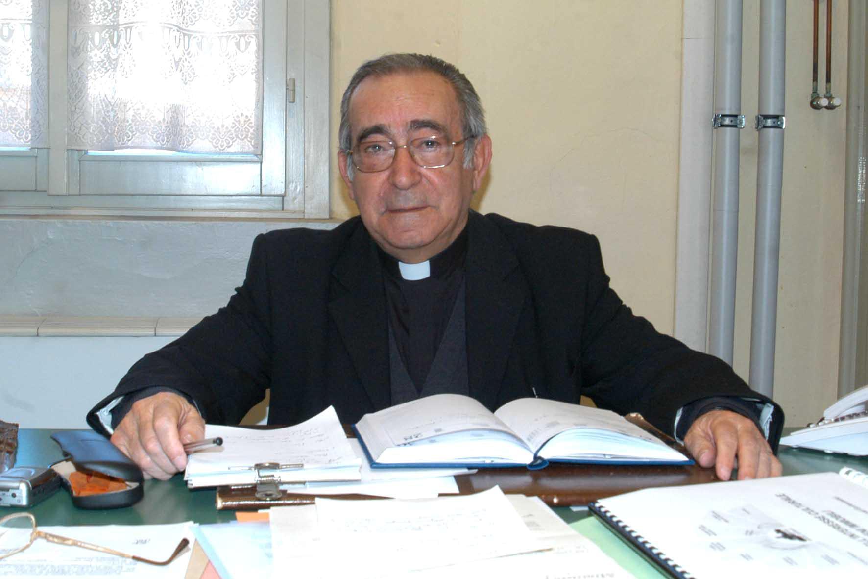 Addio don Tollari, una vita per scuola e arte Gazzetta di Modena